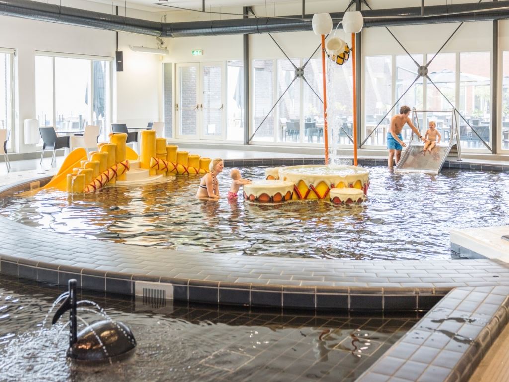 Hof van Saksen | Design indoor swimming pool with competition pool ...